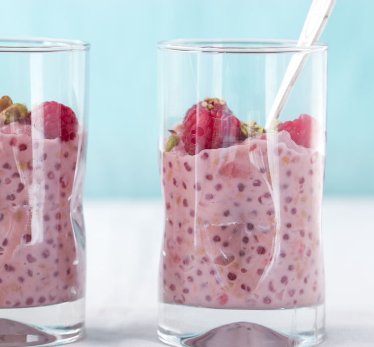 Sandra * Vegan Raspberry Tapioca Pudding - dramatic pancake